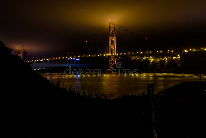 Golden Gate Bridge at Night Stock Image - Image of famous, gate: 153690739