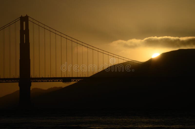 Golden Gate Bridge Sunset stock image. Image of pacific - 33562519