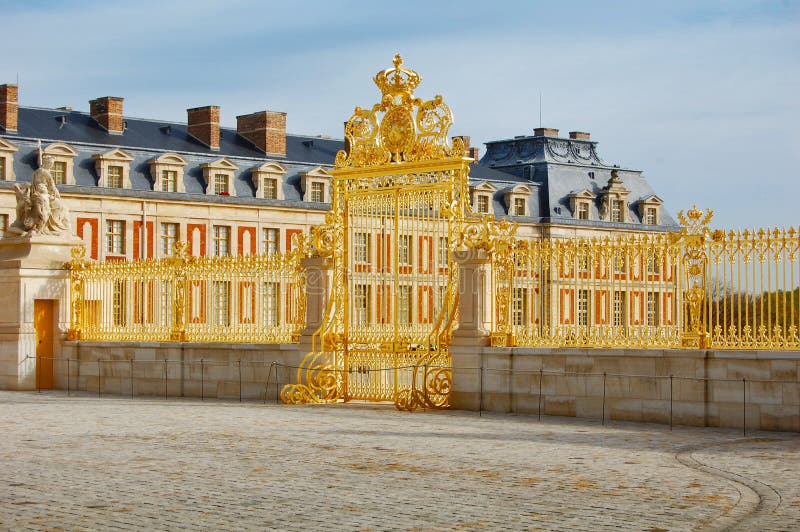 Golden Gate Des Versailles-Palastes, Frankreich Stockfoto - Bild von ...