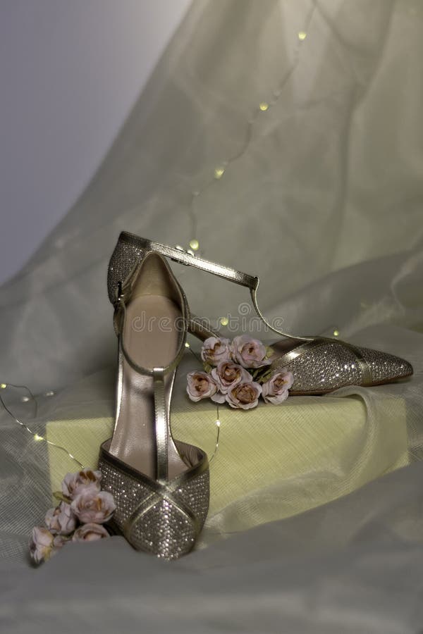 Golden High Heel Shoes with Elegant Bottom Stock Photo - Image of bride ...