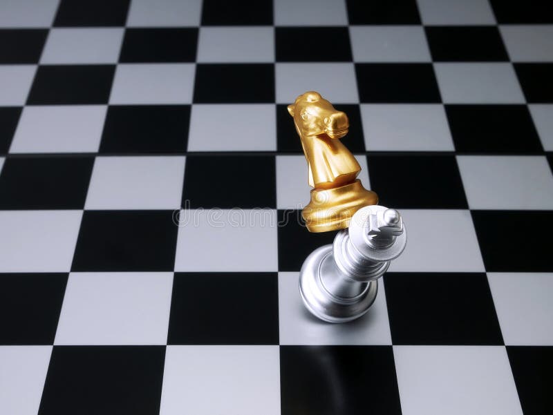 Golden Knight Chess Attack Silver King Chess. Leadership Concepts Stock ...