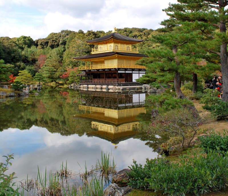 Golden pavilion in atumn stock photo. Image of autumn - 9638712