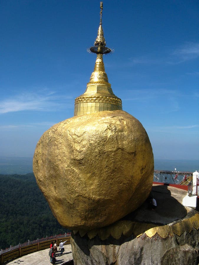 Golden Rock, Kyaikhtiyo Pagoda, Myanmar Stock Photo - Image of ...