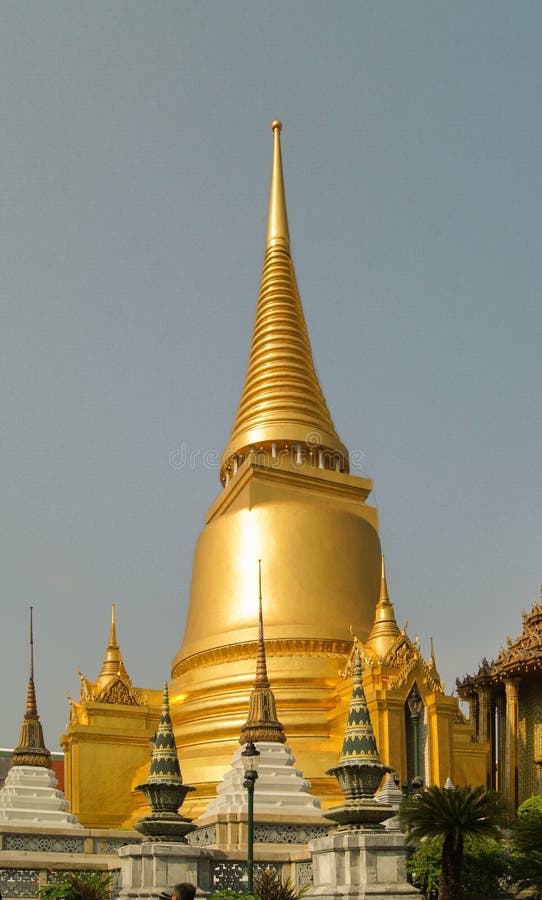 Golden stupa stock image. Image of small, buddhism, famous - 52197395
