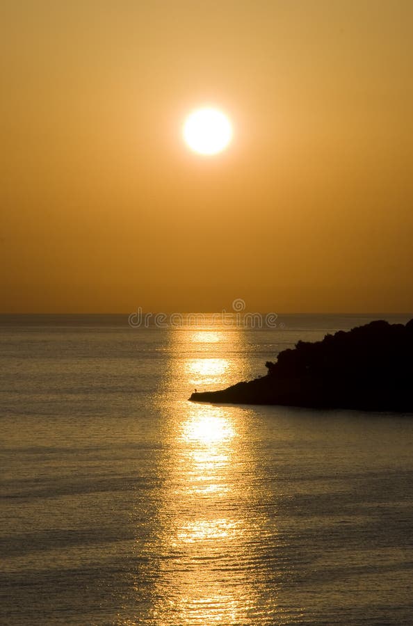 Golden sunset stock photo. Image of scenery, horizon - 11230302