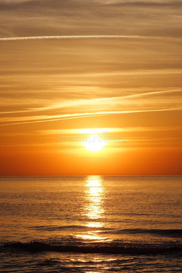 Golden sunset stock image. Image of nature, landscape - 9770173