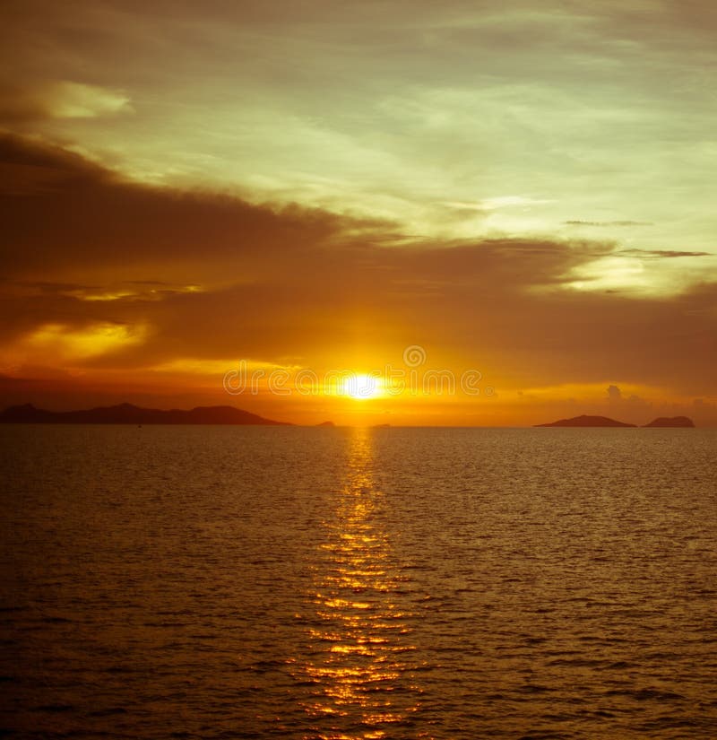 Golden sunset over the sea stock image. Image of landscape - 37379327