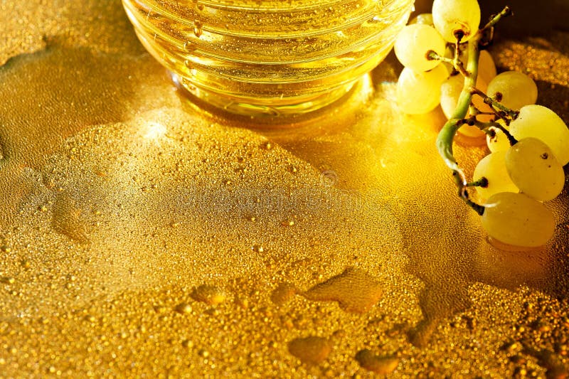 Golden Texture. Konzerte Wealth,fullness and Freshness. Water and ...