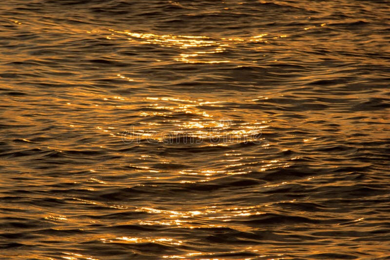 Abstract Waves Of Golden Water Stock Image - Image of wallpaper, circle ...
