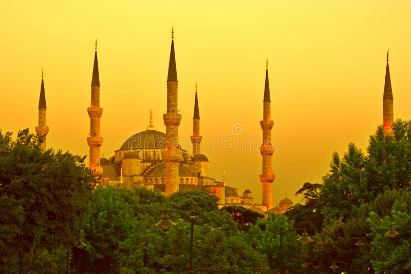 Goldene Moschee stockbild. Bild von dynamisch, orange - 2943669