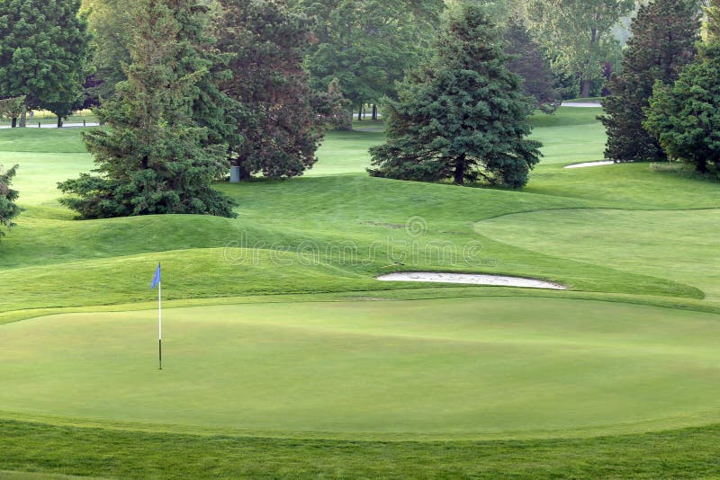 Golf Green stock photo. Image of outdoor, paradise, horizon - 41212168