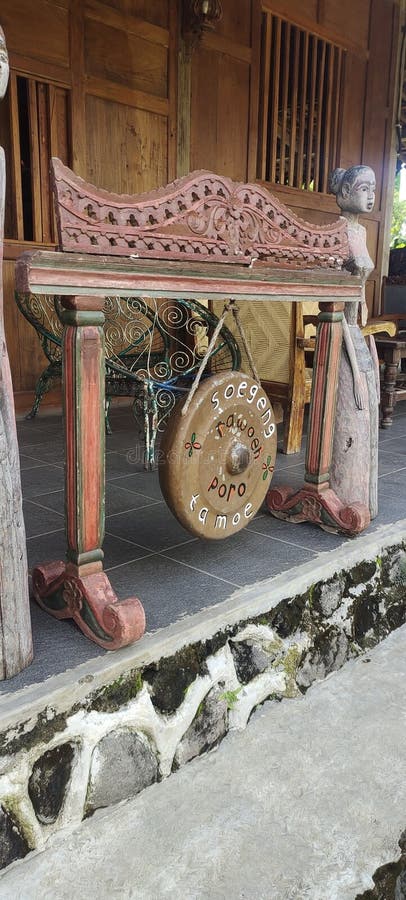 A Gong Musical Instrument Originating from East Java Which is Unique ...