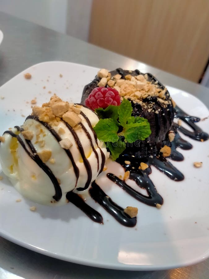 Good Chocolate Desert after Main Stock Image - Image of food, meal ...