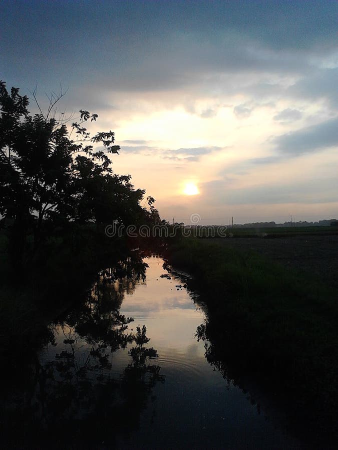 Say Good Evening To the Country Stock Image - Image of sunlight ...