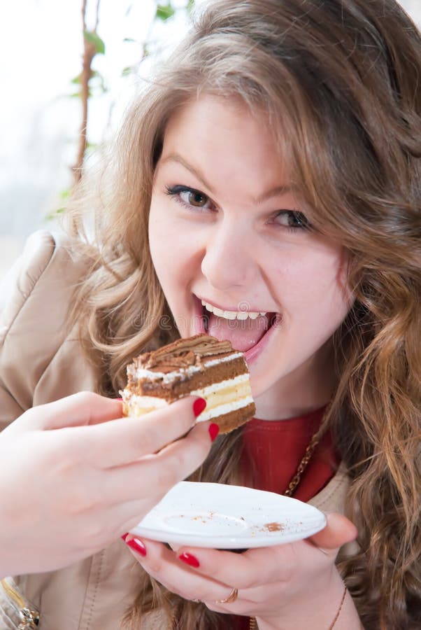 160+ Beautiful girl eating cake Free Stock Photos - StockFreeImages