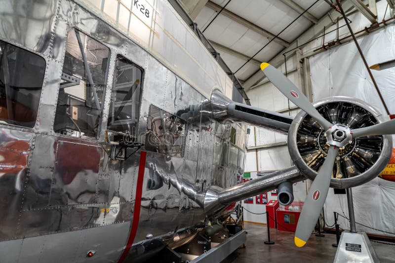 1942 Goodyear Blimp ZNP-K Control Car Editorial Stock Photo - Image of ...