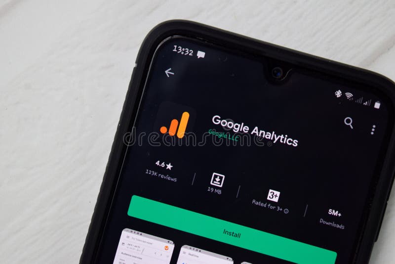 Google Analytics Dev Application on Smartphone Screen. Editorial ...