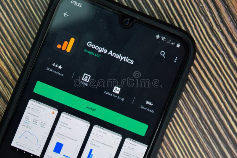 Google Analytics Dev Application on Smartphone Screen. Editorial ...