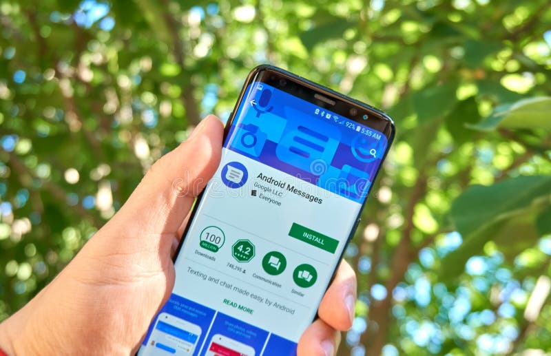 Google Android Messages Mobile App on Samsung S8. Editorial Photo ...