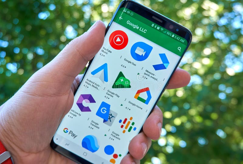 Google Applications Mobile App on Samsung S8. Editorial Image - Image ...