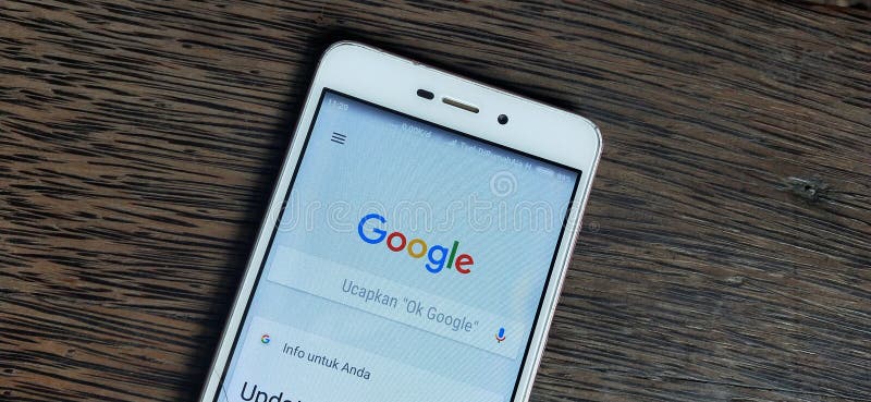 Google apps on smartphone editorial photo. Image of screenshot - 185098796