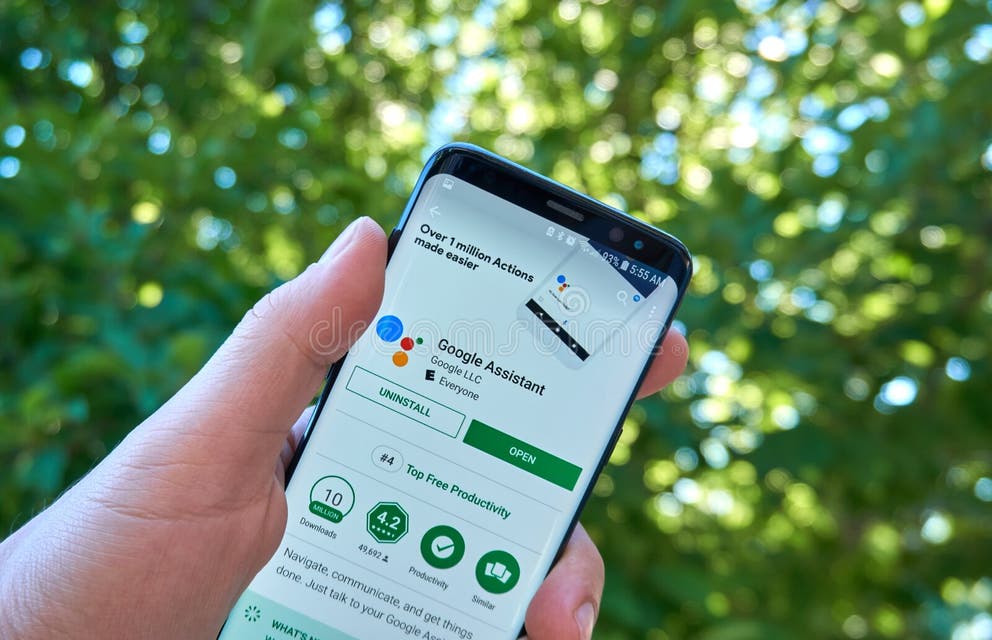 Google Assistant Mobile App on Samsung S8. Editorial Image - Image of ...