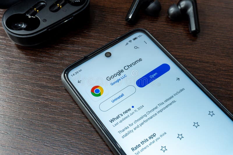 Google Chrome Application in App Store Editorial Stock Photo - Image of ...