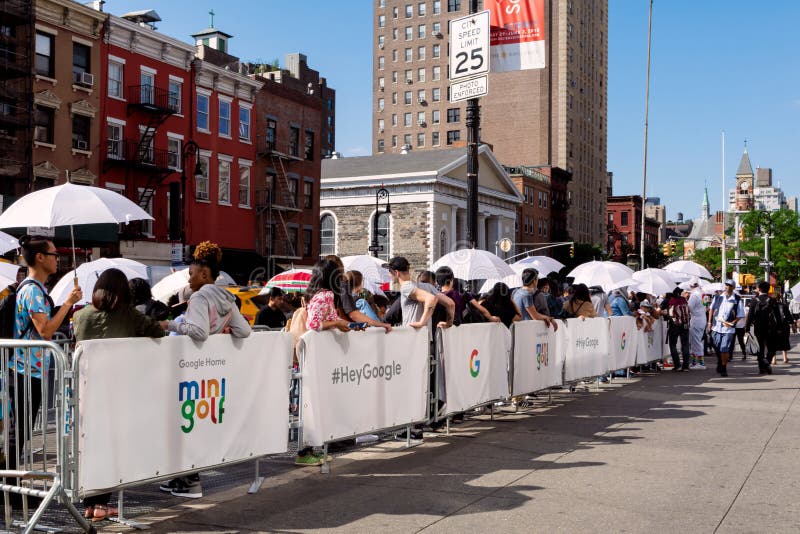 New York - the Crowd at Google Editorial Photo - Image of android, home ...