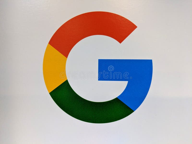 Google-Logo auf Anzeige redaktionelles stockfoto. Bild von technologie ...
