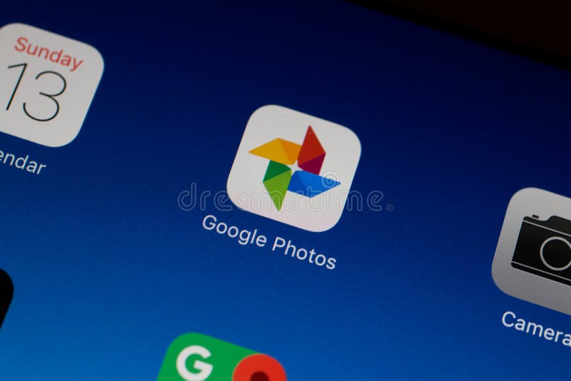Google Photos Application Thumbnail / Logo on an Ipad Air Editorial ...