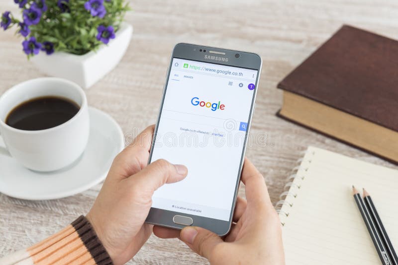 Google Search on Smart Phone Editorial Stock Image - Image of services ...