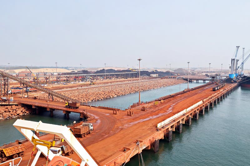 Iron ore terminal stock photo. Image of heavy, surplus - 28765448