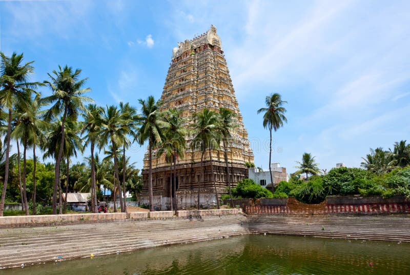 Gopura (tower) and Temple Tank of Hindu Tempe Stock Photo - Image of ...