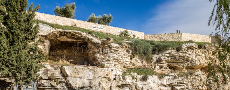 Gordon S Calvary and Skull Hill Stock Photo - Image of christian ...