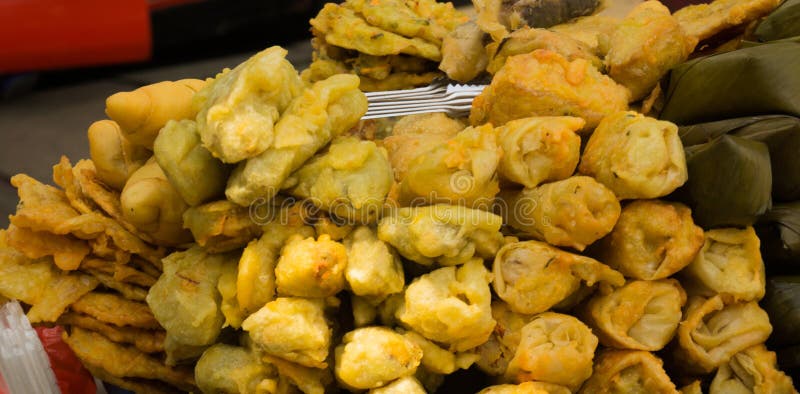 Gorengan Tempe, Indonesian Fried Tempe Snack, Served with Sambal or ...
