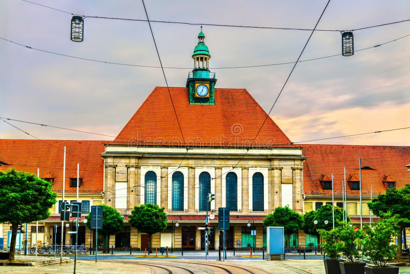 Gorlitz Railway Station in the German State of Saxony Stock Photo ...