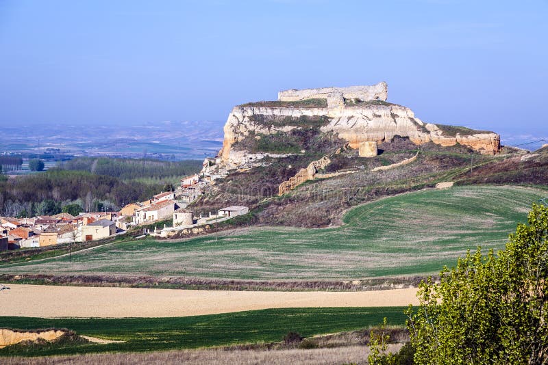 Castle Gormaz, Soria, Spain Stock Photo - Image of soria, defense: 8495070