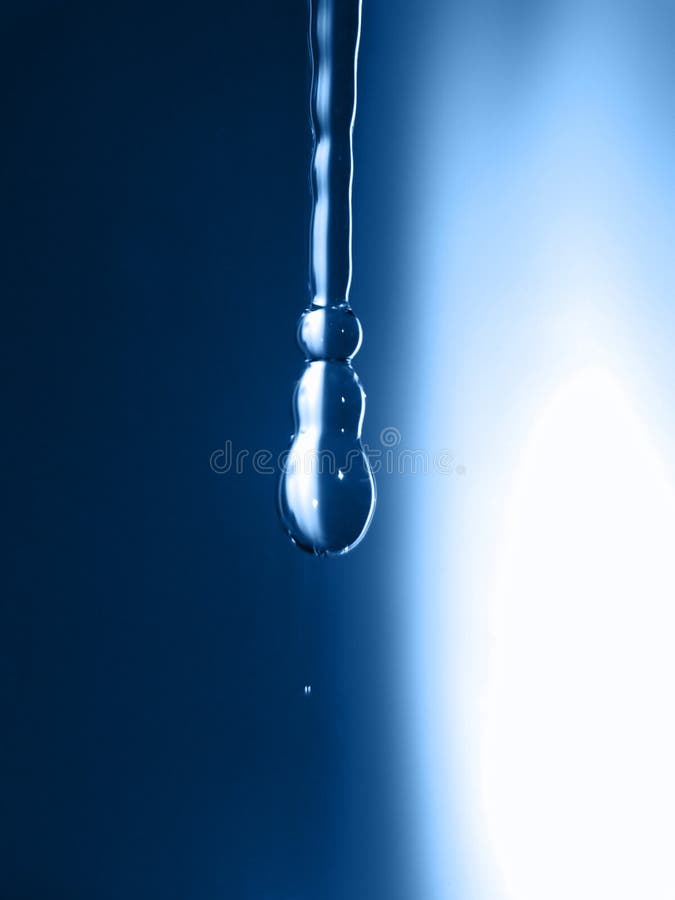 Gota azul foto de archivo. Imagen de burbujas, gotas, macro - 13708