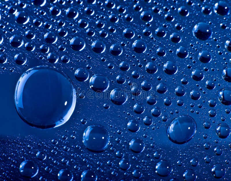Gotas azules imagen de archivo. Imagen de lluvia, burbuja - 4256885