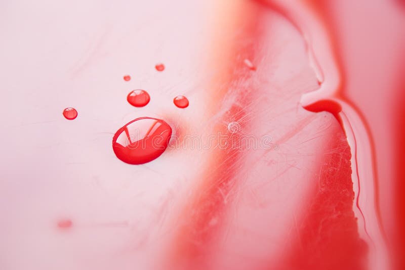 Gotas rojas imagen de archivo. Imagen de gota, mancha, luminosidad - 29661