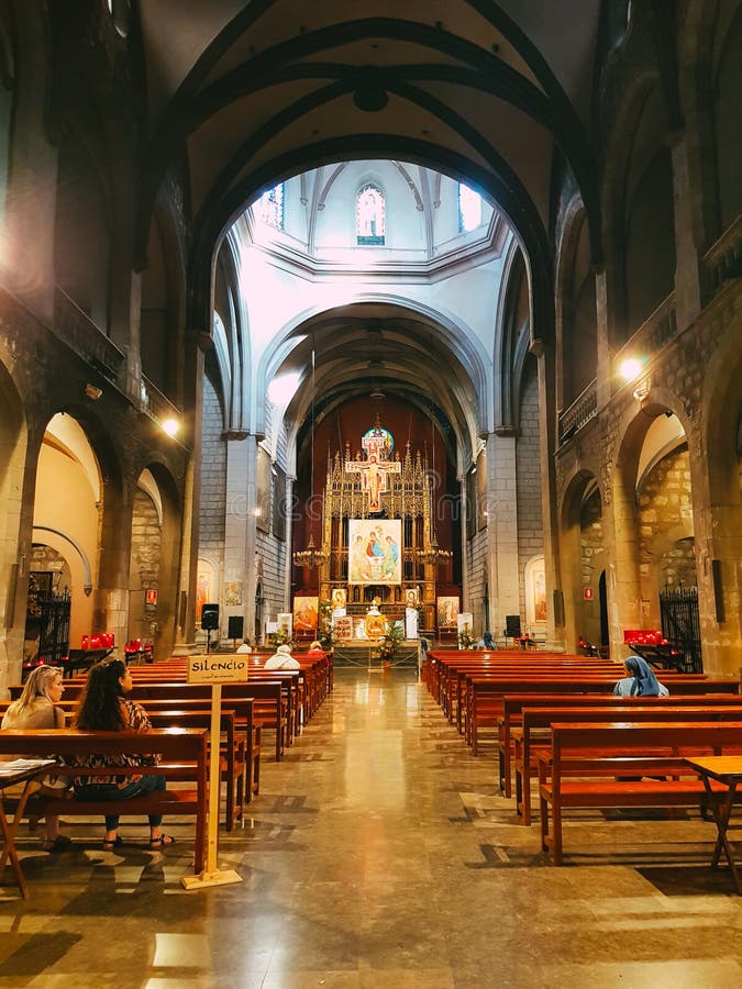 Beautiful Gothic Cathedral Interior Editorial Image - Image of arches ...