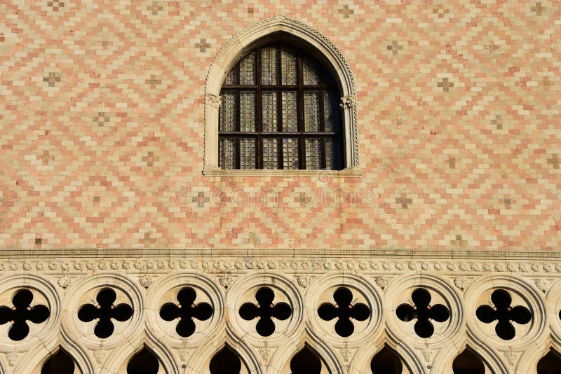 A Gothic Window of Doge Palace Stock Image - Image of vintage, texture ...