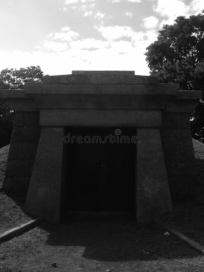 Gothy tomb stock photo. Image of gothy, black, tomb, lighting - 46259234
