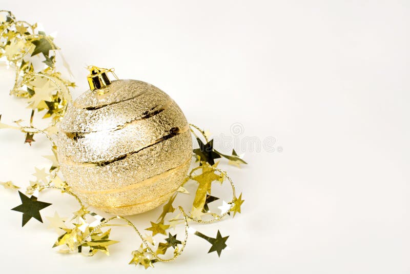 Gouden bal stock afbeelding. Image of juweel, verfraai - 3843855