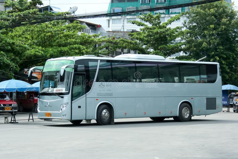 Gouden-draakbus Van Groene Bus Company Redactionele Stock Foto - Image ...