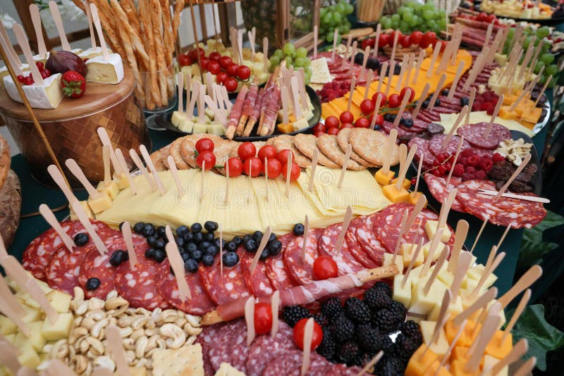 Gourmet Appetizers on the Plate Beautifully Decorated Cakes Sweets ...