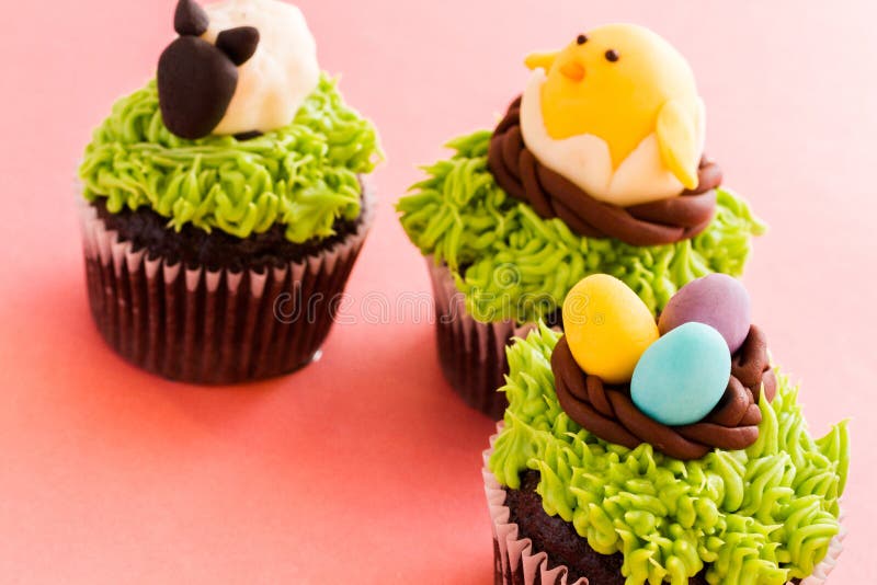 Easter cupcakes stock image. Image of dessert, holiday - 287846783