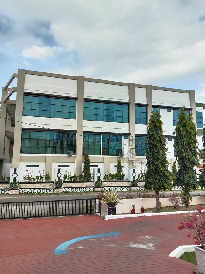 Government Office Building Resembling Apple Office Building Stock Image ...