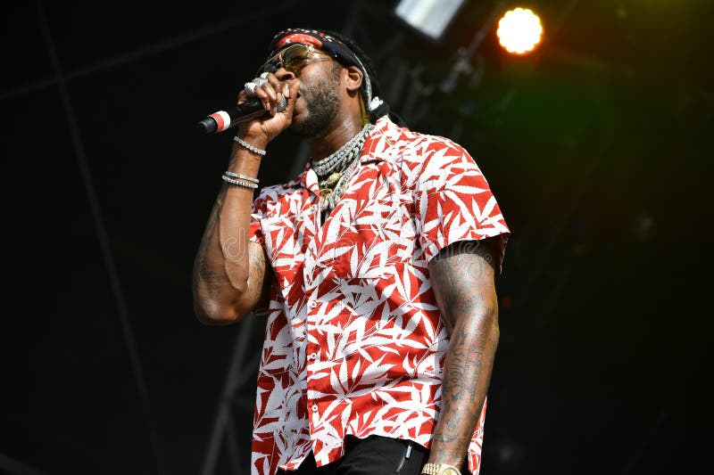 2 Chainz in Concert at Governors Ball Editorial Image - Image of chainz ...