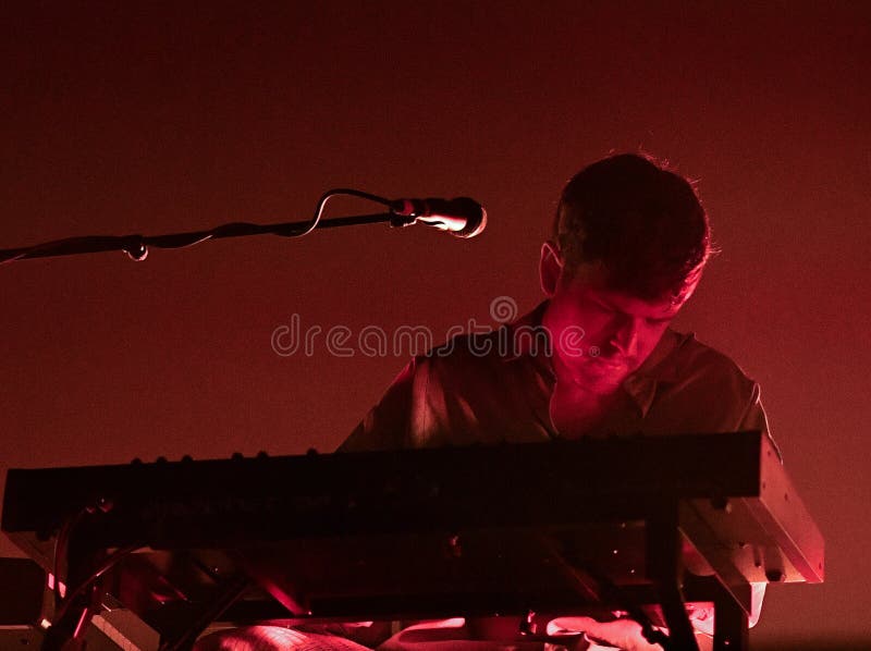James Blake Concert, Electronic Music Producer & Singer-songwriter from ...